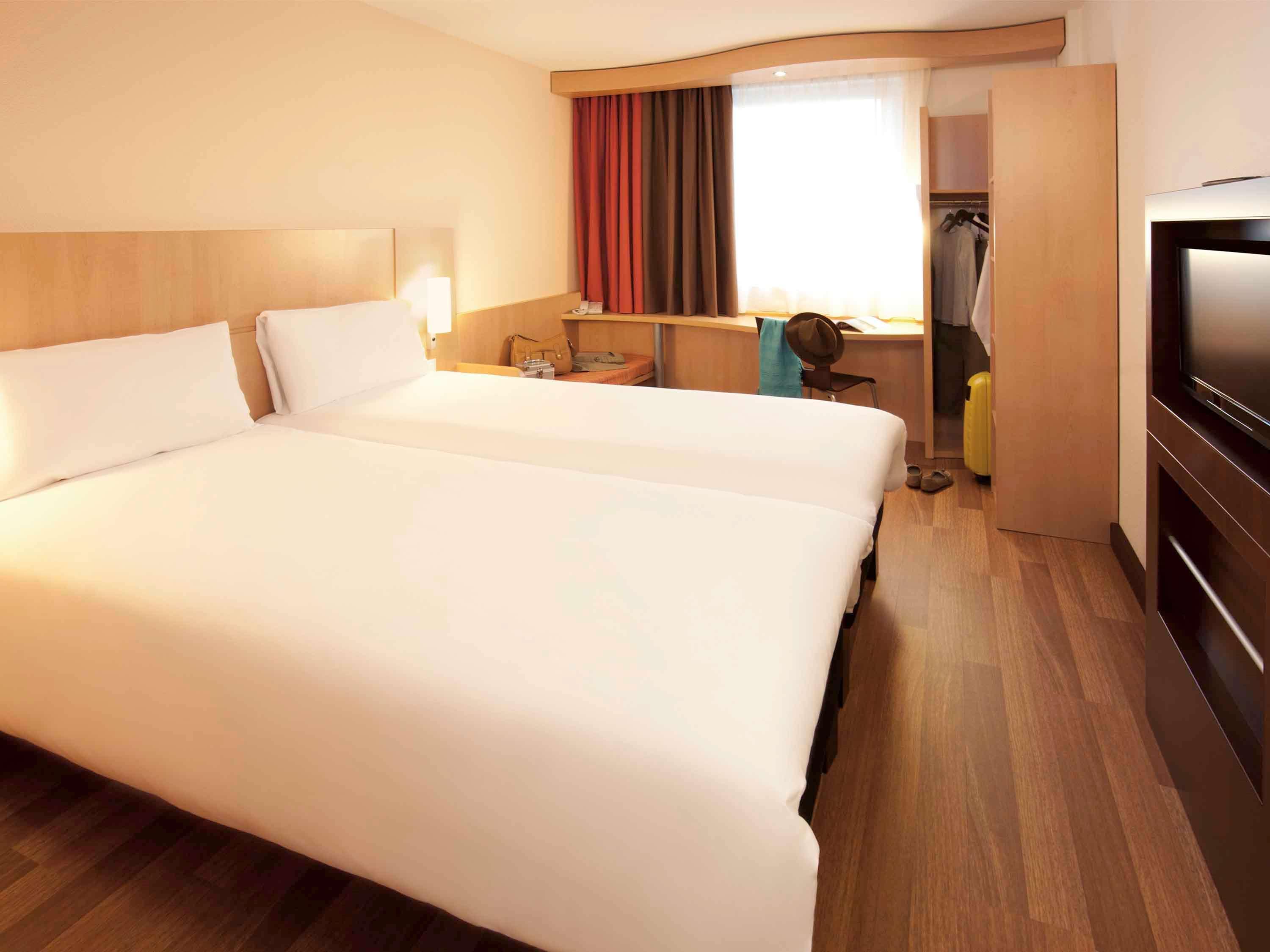 IBIS GENEVE CENTRE NATIONS HOTEL